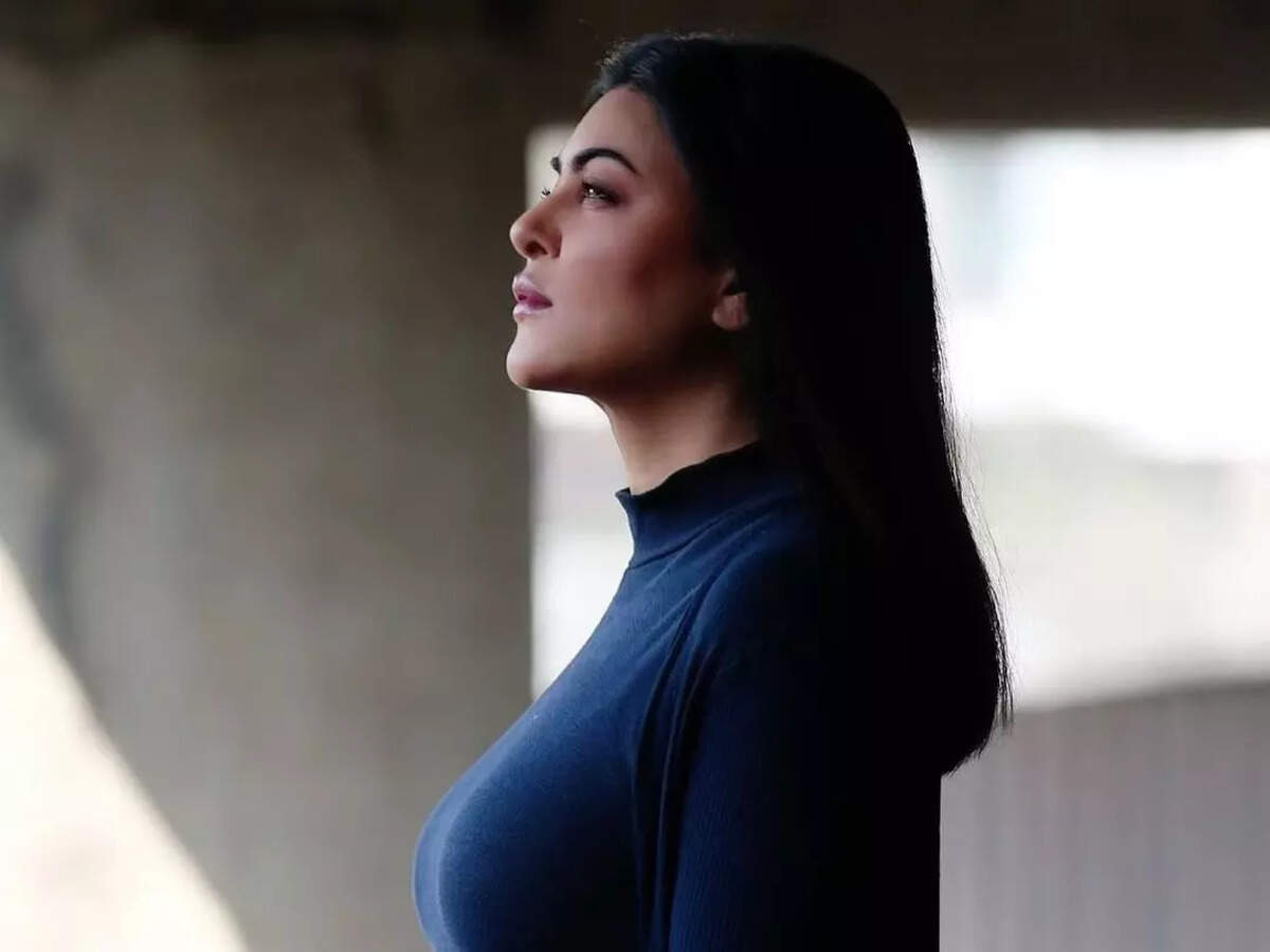 Did you know the reason behind Sushmita Sen’s unfulfilled dream of becoming a Journalist? Deets ...