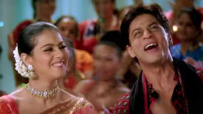 Throwback: Shah Rukh Khan and Kajol’s playful chemistry from the 'Maahi Ve' shoot in ‘Kal Ho Naa ...