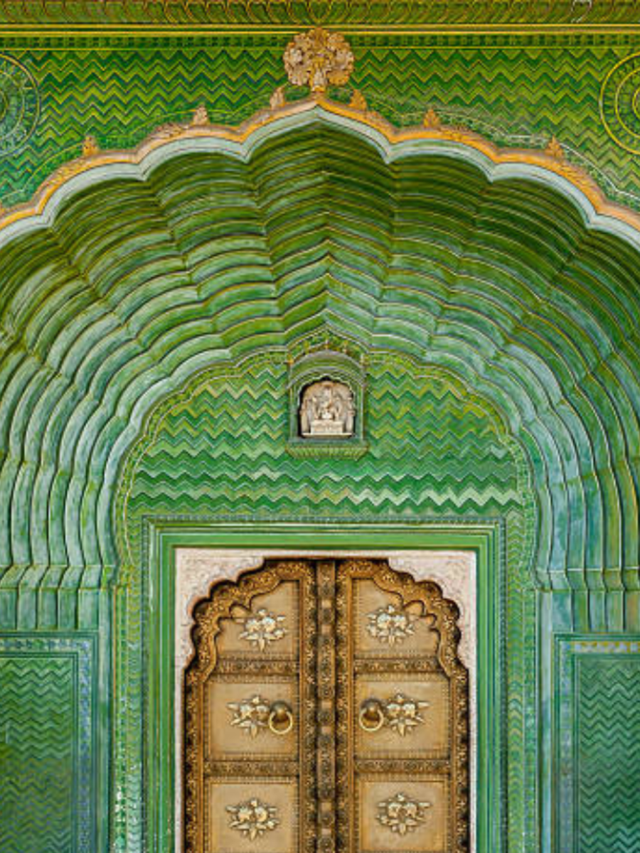 10 Cities With Most Beautiful Historic Forts in India | Times Now