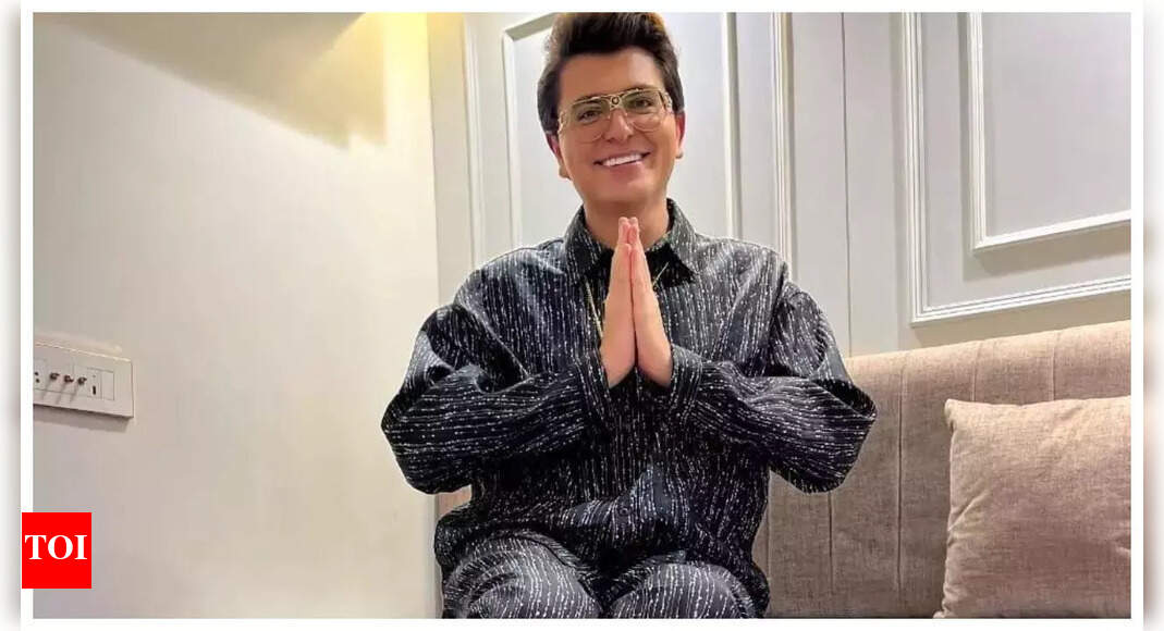 Navid Sole dreams of going to 'Temptation Island' with Shah Rukh Khan ...