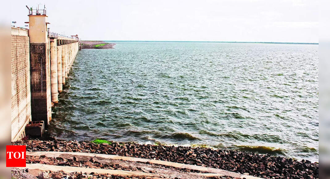 Jayakwadi Dam: Inflows increase Jayakwadi dam’s live storage to 41 ...