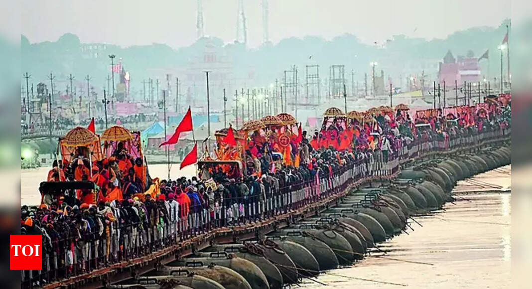 Mela Cops: Mela Cops Mastering Different Languages to Serve Devotees at ... Mela Cops: Mela Cops Mastering Different Languages to Serve Devotees at ...