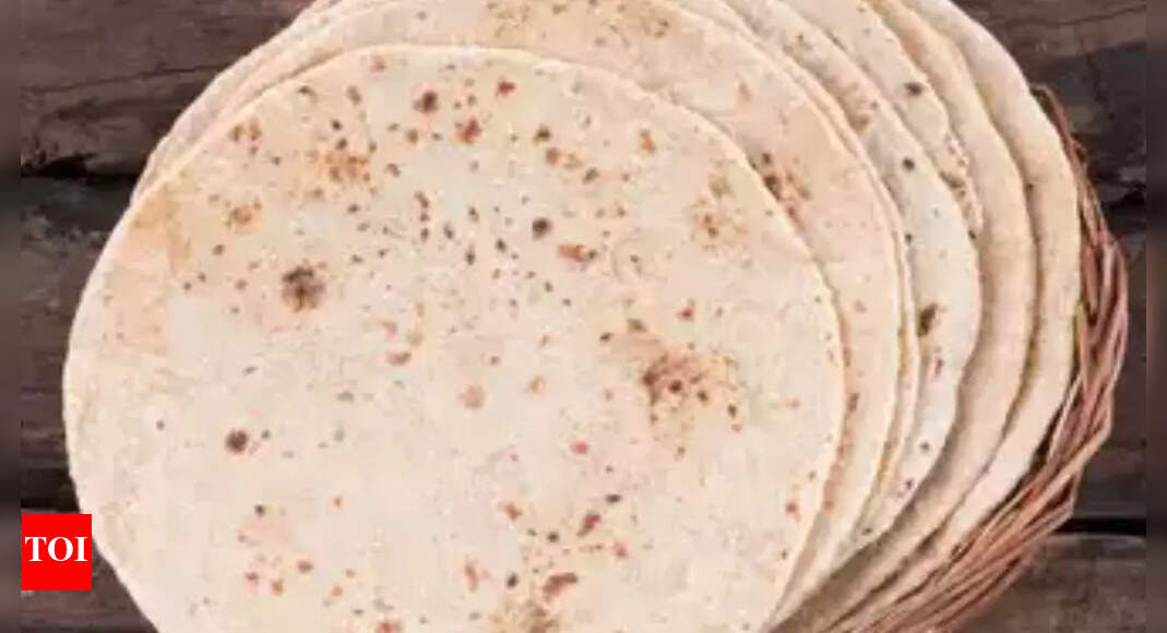 Groom'S Uncle: Groom's uncle pours hot oil on cook for failing to ...