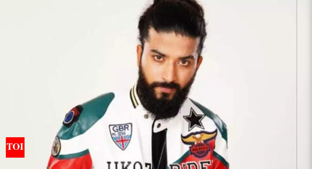 Bigg Boss 17: Anurag Dobhal refuses to leave the show; says, “I’ll stay ...