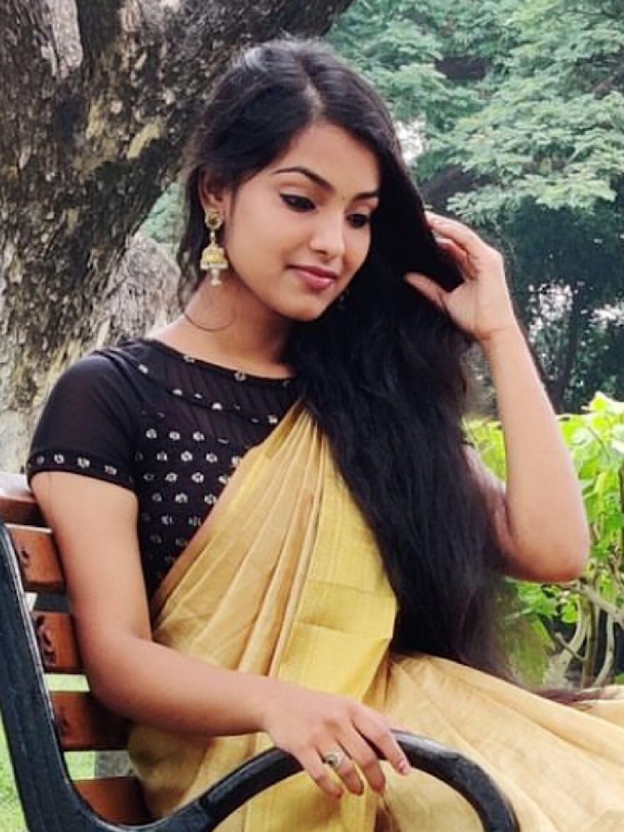 Dazzling looks of Shravnitha | Times of India