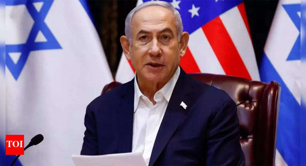 Israeli PM Benjamin Netanyahu holds phone briefing with war cabinet ...