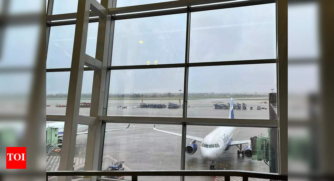 Chennai Airport to remain shut till 11:30pm; several flights cancelled and delayed due to ...