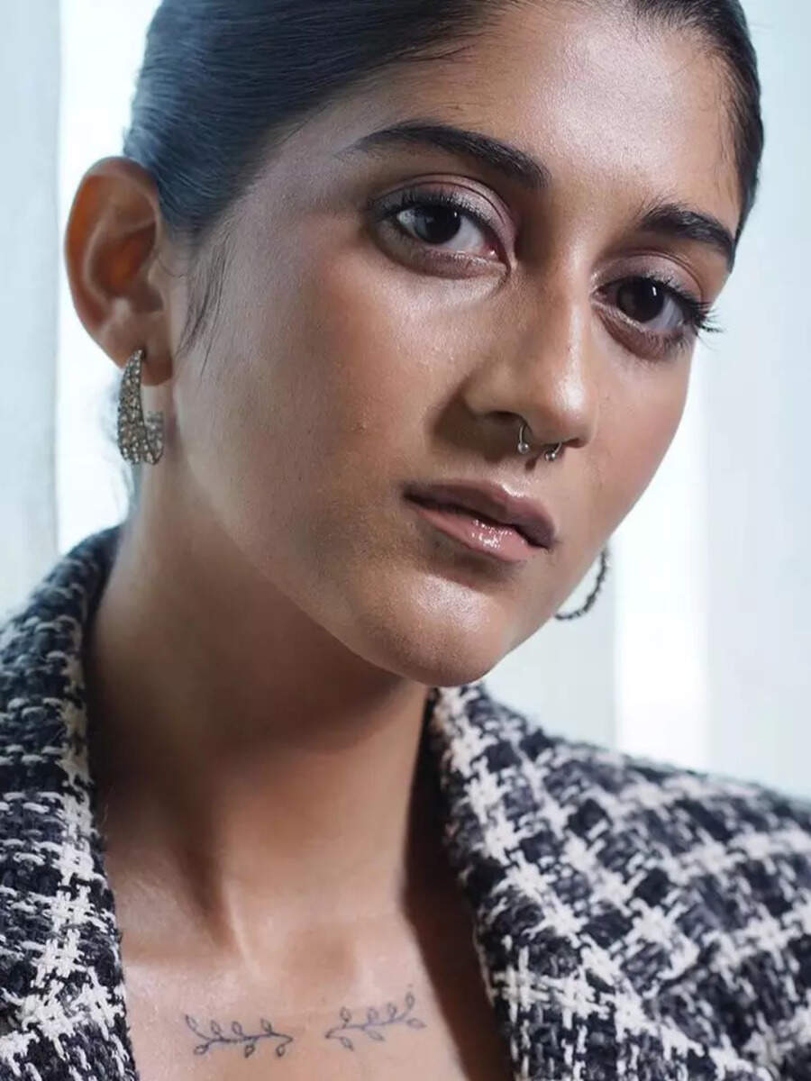 Deeksha Joshi dazzles, showcasing her innate photogenic charm | Times ...