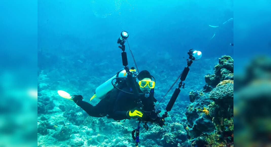 Massive underwater mountain twice the size of Burj Khalifa found in ...