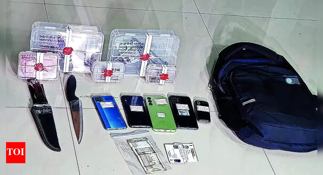 Robbers: Crime Branch Arrests 5 Robbers Planning Diamond and Cash ...