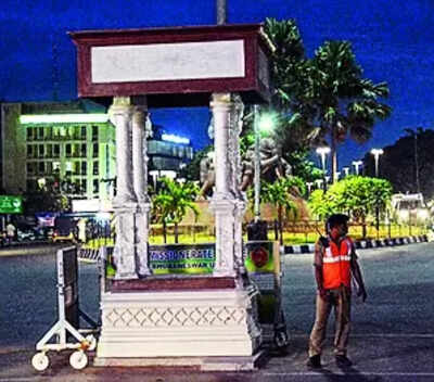 Smart Traffic Posts: Installation Of Smart Traffic Posts Starts ...