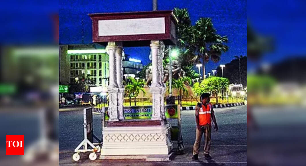 Smart Traffic Posts: Installation Of Smart Traffic Posts Starts ...