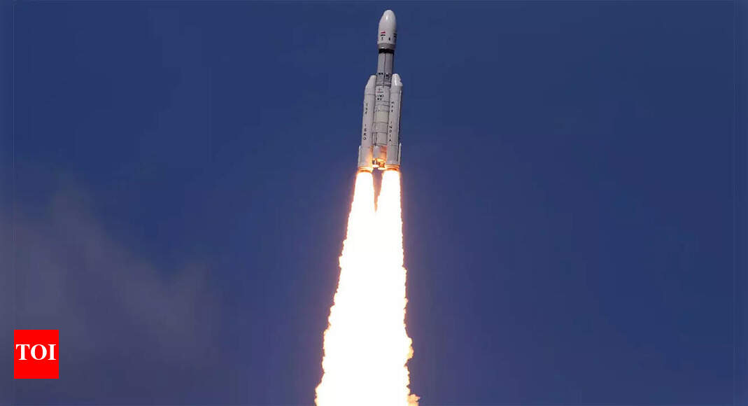 Chandrayaan 4: Isro gears up to bring Lunar samples; Key docking ...