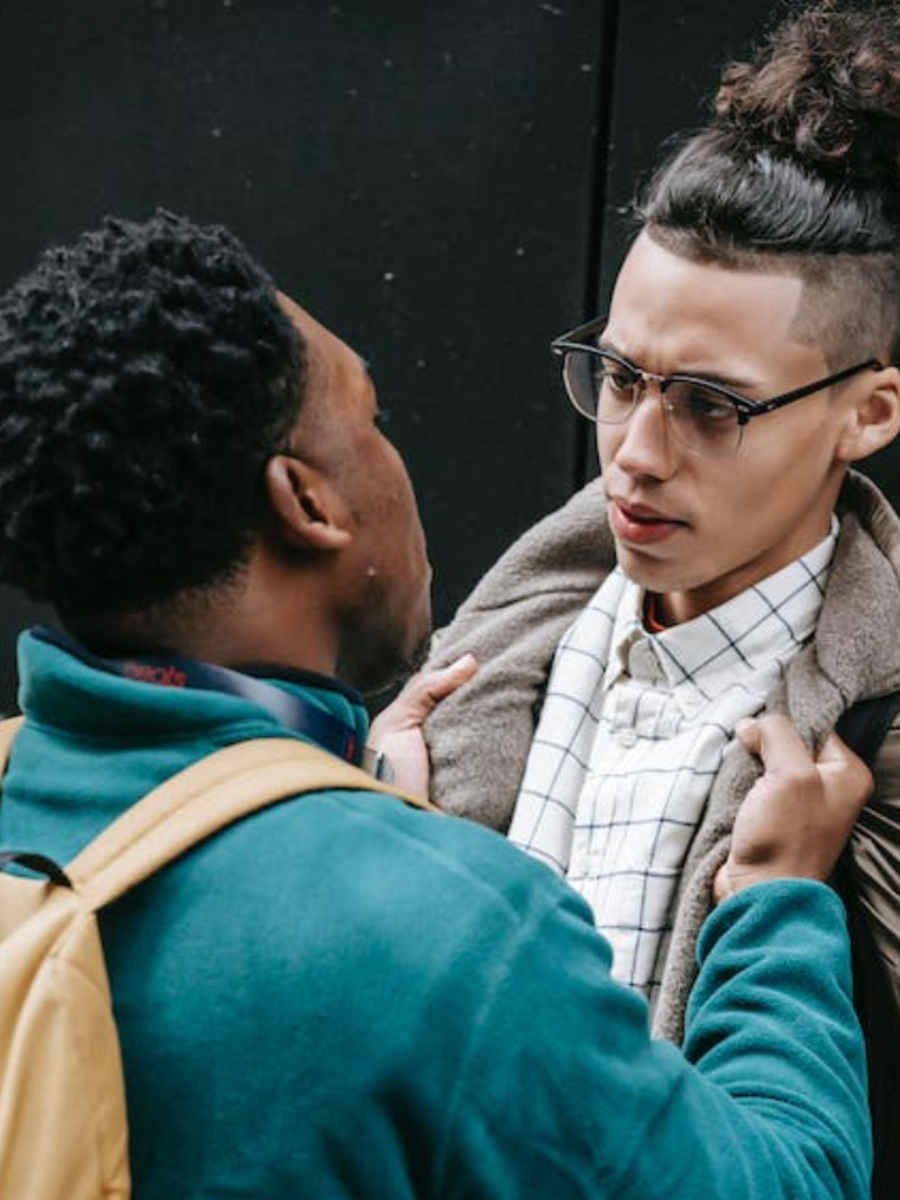 8 Signs That Your Sibling Is Toxic For You | Times Now