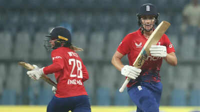 1st T20I: Natalie Sciver-Brunt, Danni Wyatt fifties fire England Women to 197/6 | Cricket News ...