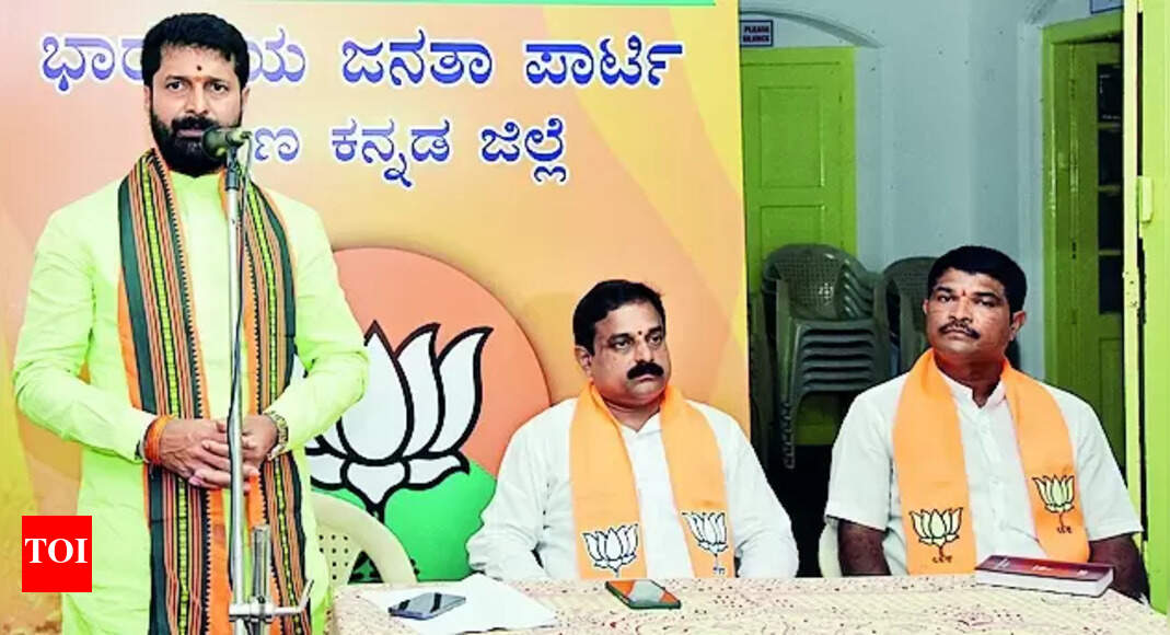 Caste Politics: Without Caste Politics, Secular Politicians Will Lose ...