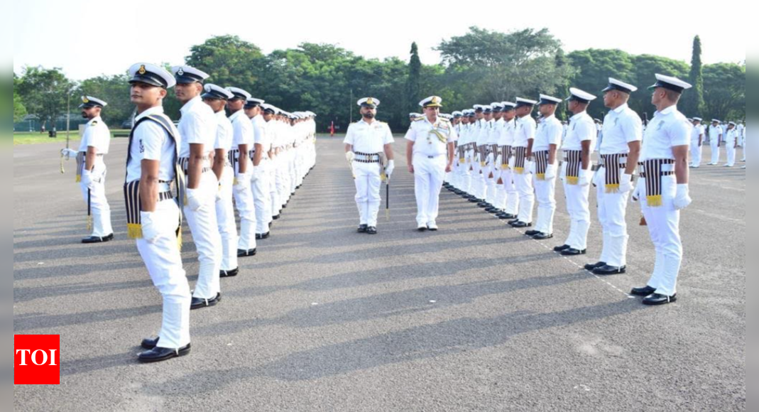 17 cadets pass out from Naval Air Station INS Rajali | Chennai News ...