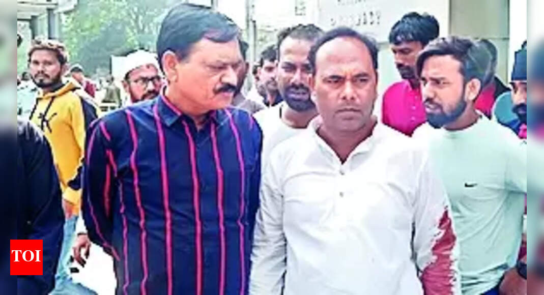 Shooting Incident: Cop Among Two Shot Dead In Jsr | Ranchi News - Times ...