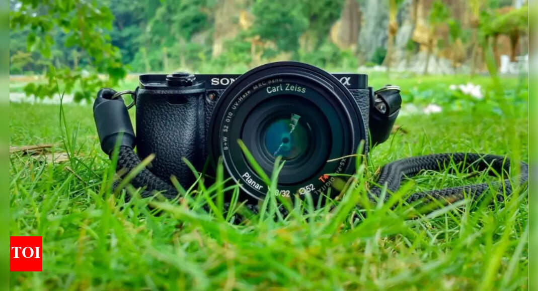 Best Cameras Under 50000 For Beginners - The Times Reviews