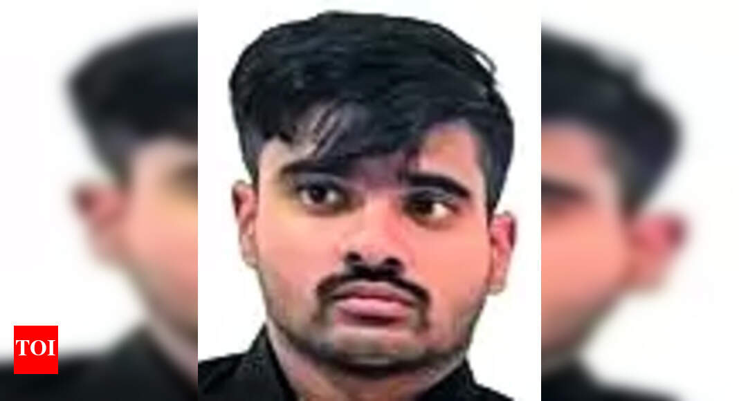 Engineering Student: Engg Student Held for Defrauding People Posing as ...