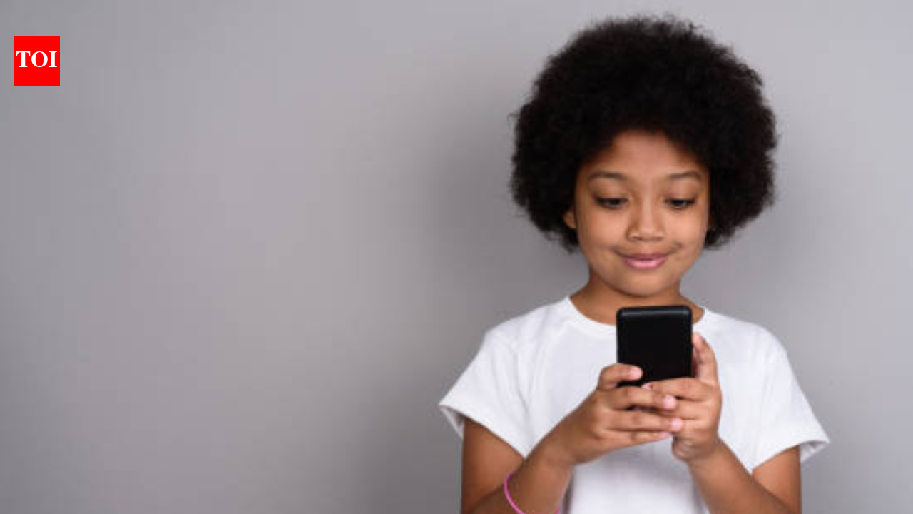 How to divert kids from mobile phone addiction