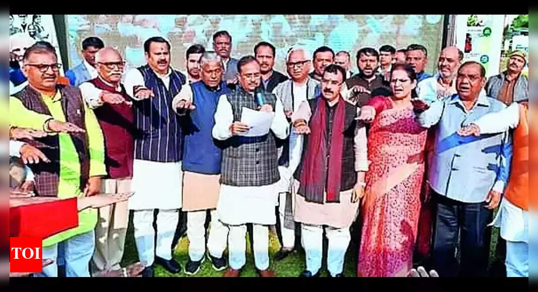 Prime Minister Narendra Modi: PM interacts virtually with beneficiaries ...