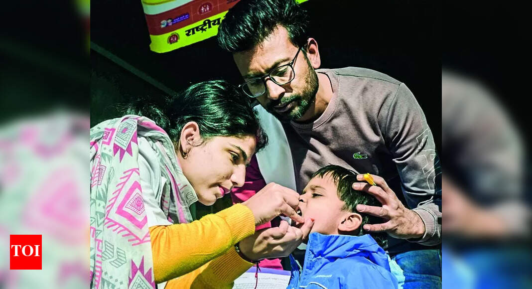Polio Drops: Doorstep Polio Vaccination for Left-out Kids in Jaipur ...