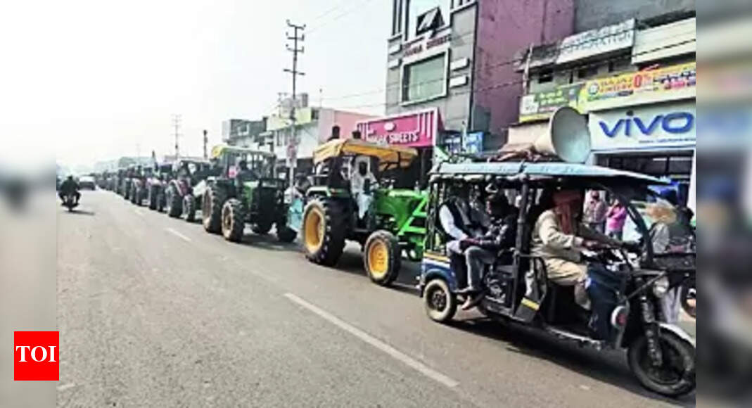 Tractor March: Tractor March By Farmers Press For Land Tenure Rights ...