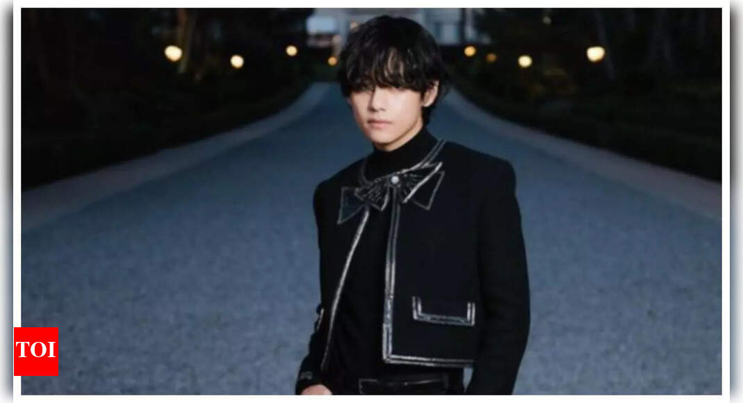 BTS' V is deeply moved as staff sends him special message and cake ...