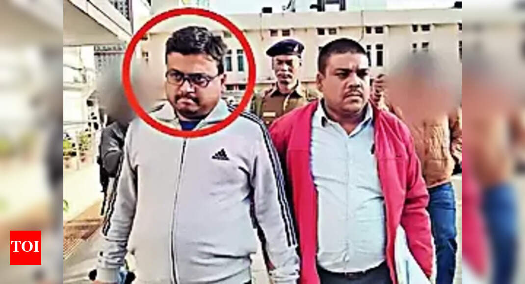 Gst Fraud Iron Scrap Trader Accused Of 10 Crore Gst Fraud Arrested