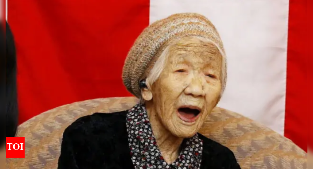Japan's oldest person dies at 116 - Times of India