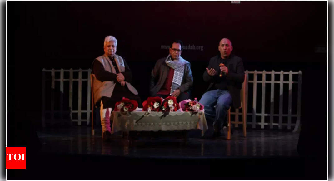 '3 Idiots' fame Atul Tiwari attends Sahithyotsav Jashn-e-Adab cultural event in Shimla | Hindi ...