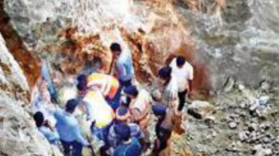 Five-year-old boy falls into borewell, dies seconds after rescue in ...