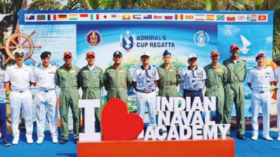 NDA Pune: Cadets & officers fly 5 - Celebrating 75 years of NDA | Pune ...