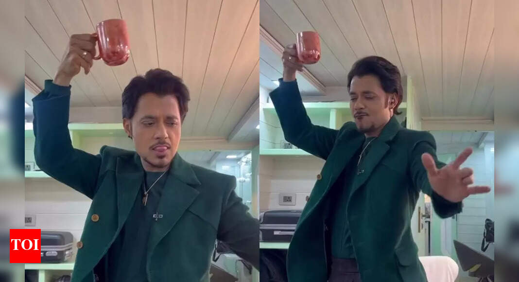 Anupam Mittal dances to Animal’s viral song ‘Jamal Kudu’ in Bobby Deol ...