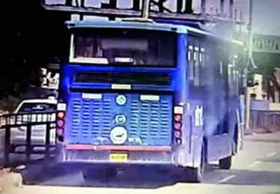 Passengers Unhappy Over Poor Maintenance Of Brts Buses | Hubballi News ...
