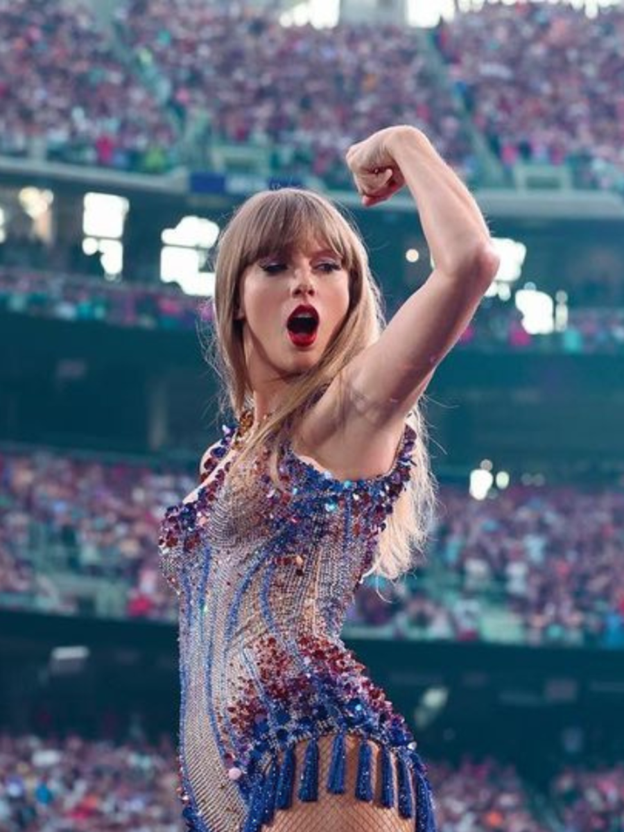 Taylor Swift's Hottest Looks Of 2023 | Times Now