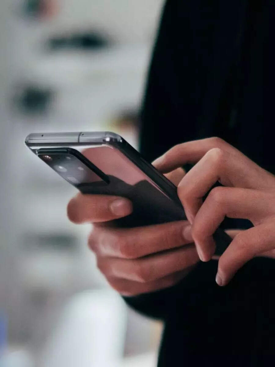 10 5G smartphones to buy under Rs 20,000 | Gadgets Now