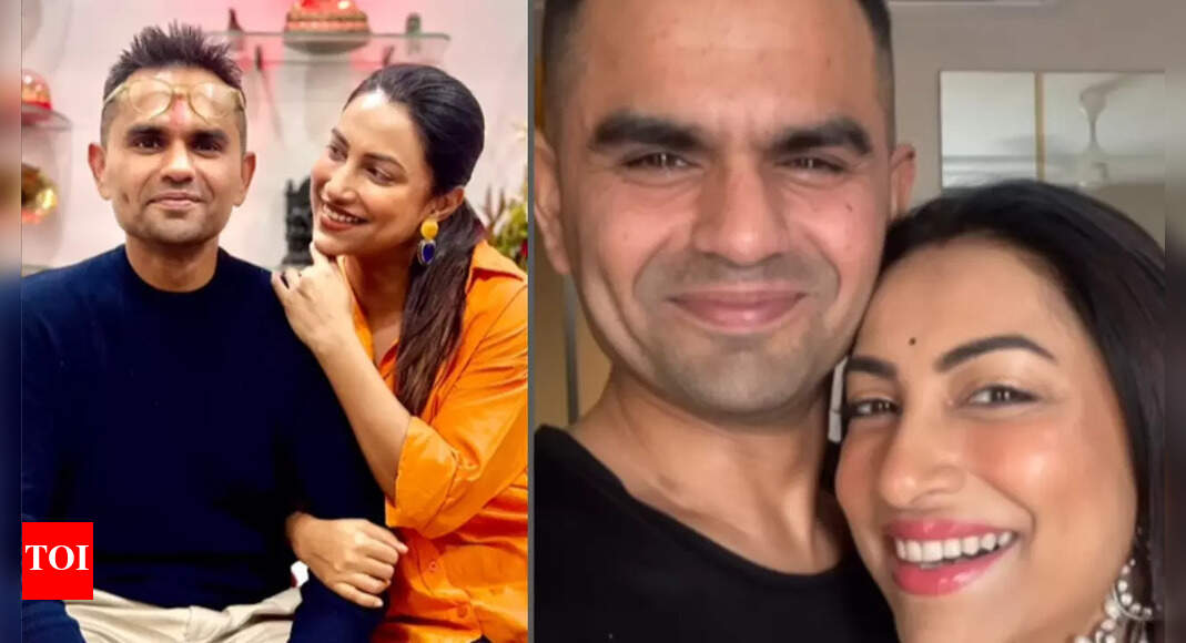 Kranti Redkar wishes husband Sameer Wankhede on his birthday with ...