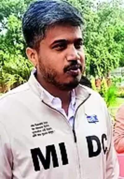 Nirav Modi: BJP Neta Confuses Nirav Modi with PM Modi: Rohit Nagpur ...