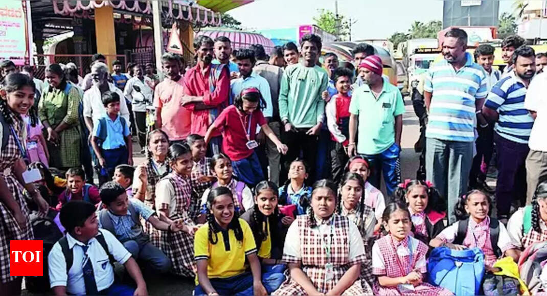 Child Labour: Rescue Operation: 11 Children Rescued from Forced Labour in Hubballi | Hubballi ...