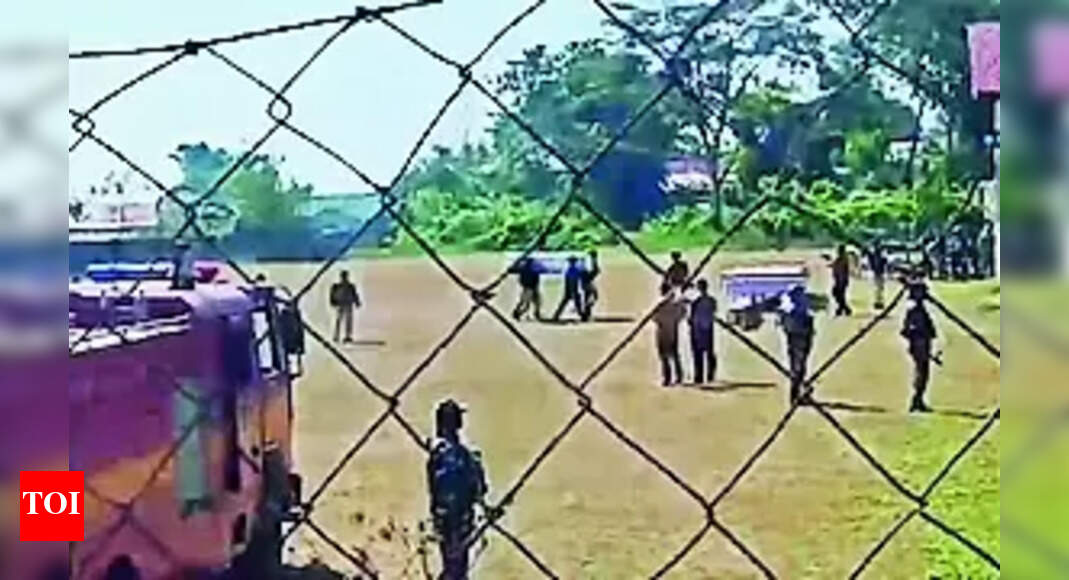 Manipur Violence News: Govt hands over bodies of 64 Manipur strife ...