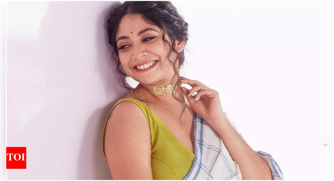 Abhaya Hiranmayi on singing ‘Punnara Kattile Poovanathil’: When I went ...