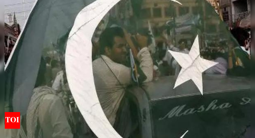 7 women injured in mortar shell explosion in restive northwest Pakistan ...