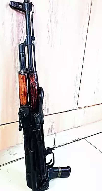 Jaipur Police: Jaipur Police Hunt for Shadowy Figure | AK-47 | Mahendra ...