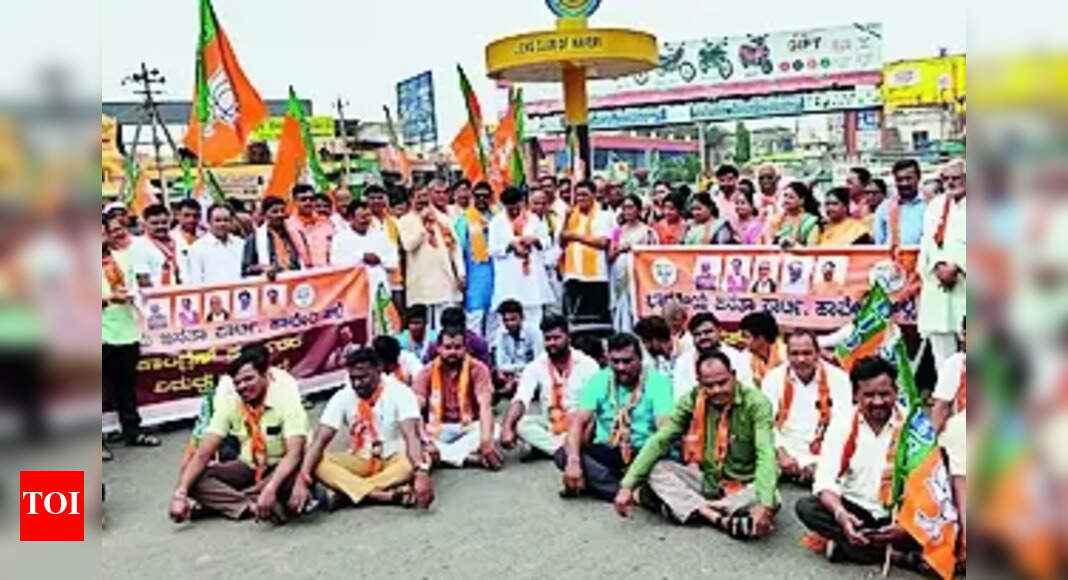 BJP Stages Anti-Govt Protest: Bjp Stages Anti-govt Protest In Haveri ...