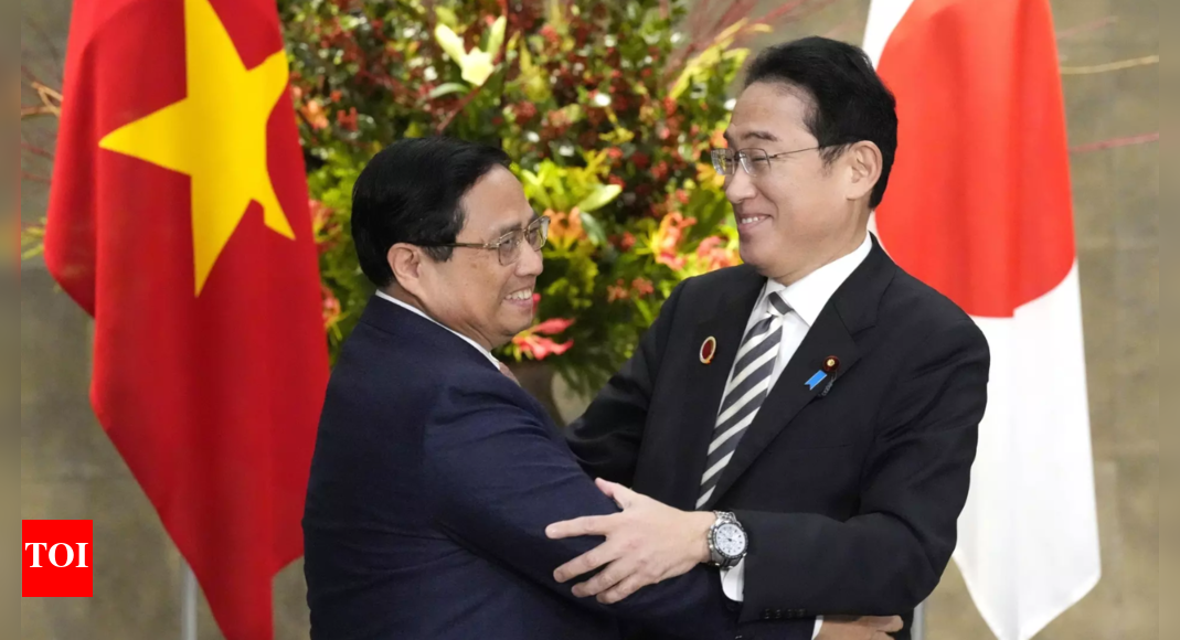 Japan Asean Bolster Ties At Summit Focused On Security Amid China