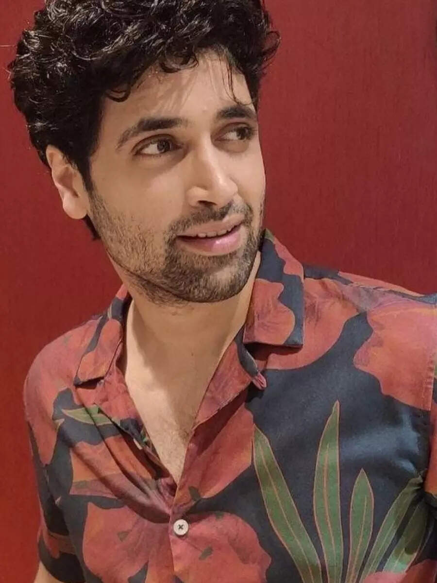 Adivi Sesh Is A Style Icon, Here's Proof | Times Now