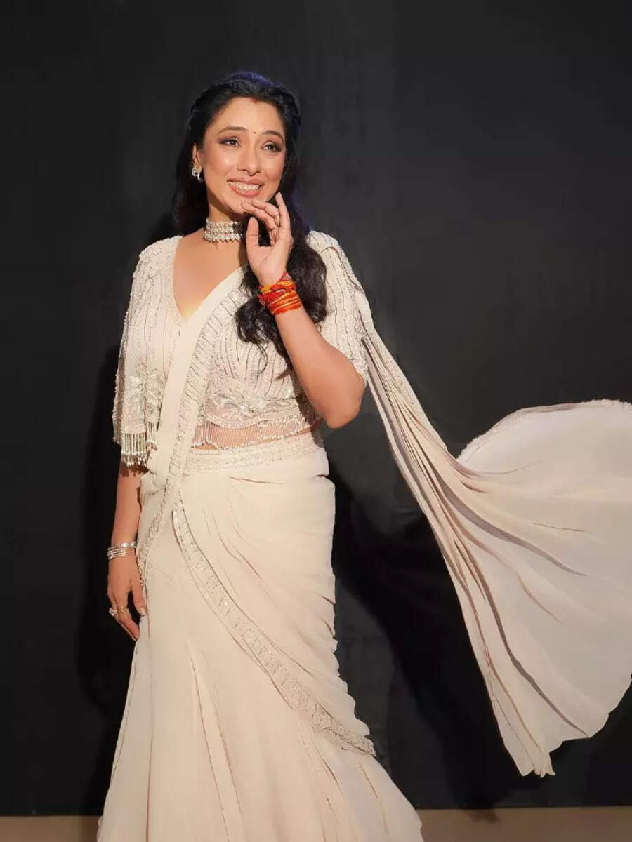 15 ways to rock ethnic looks like Rupali Ganguly | Times of India