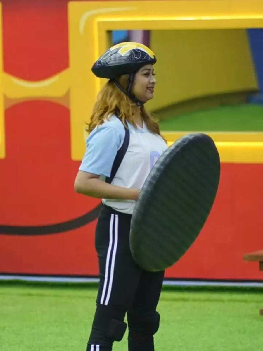 Bigg Boss Kannada 10: A peak into Pavi Povappa's short-lived stint ...